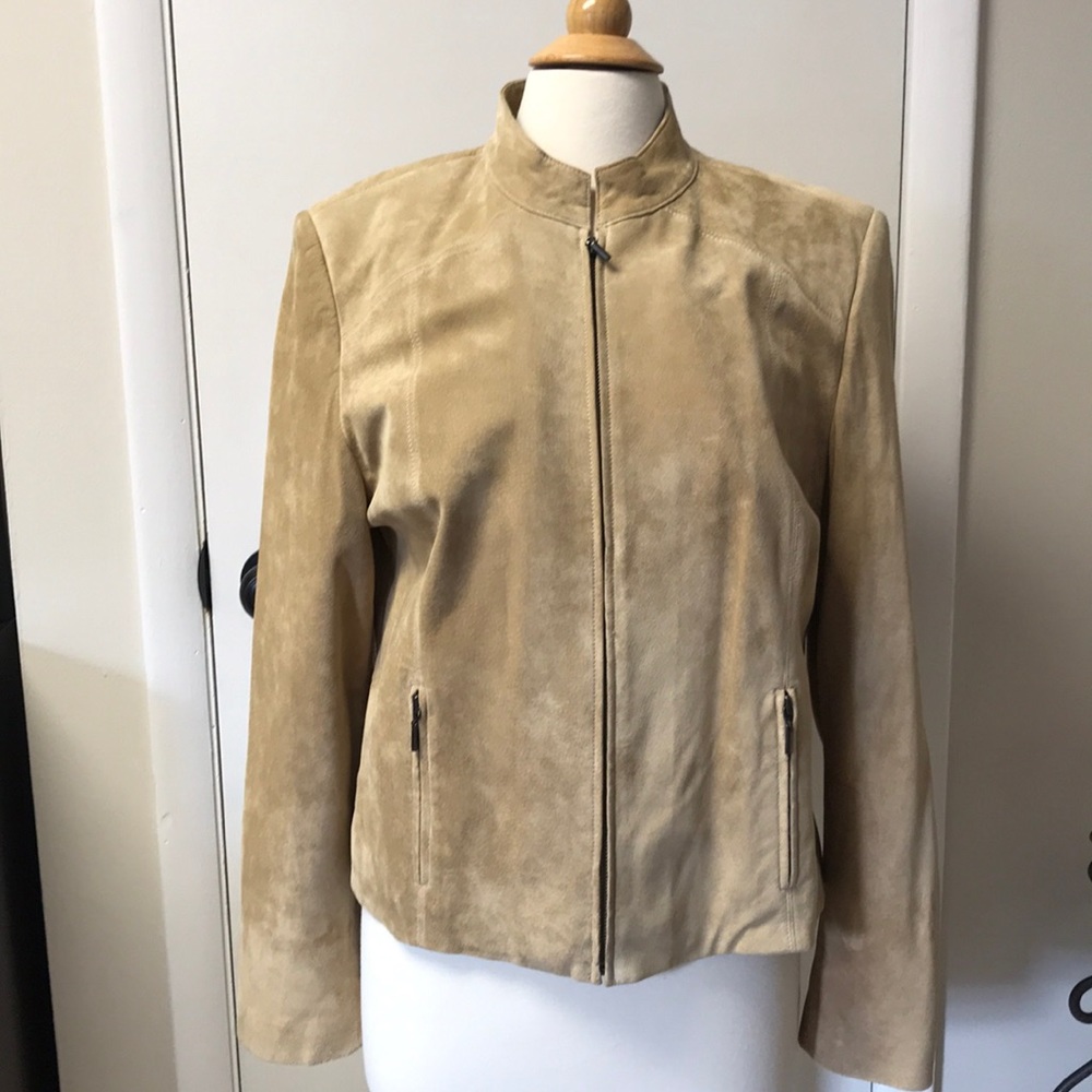 Camel Colored 100% Suede Leather Jacket. Large. - Gem